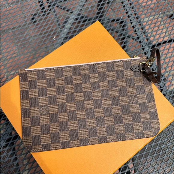 Louis Vuitton | Bags | New Louis Vuitton Damier Ebene Neverfull Pouch ...